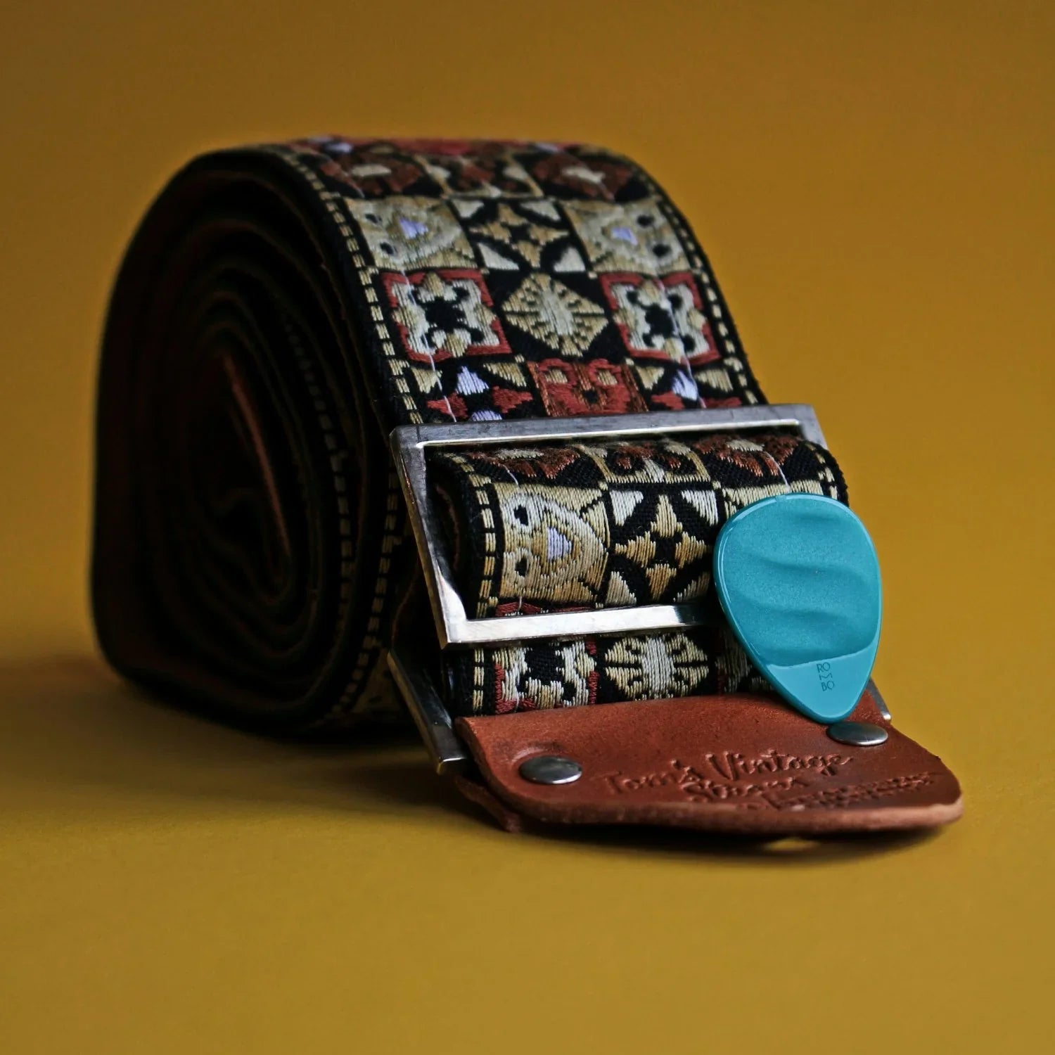 Guitar & Bass Straps | Comfort & Style – La Boîte Musicale